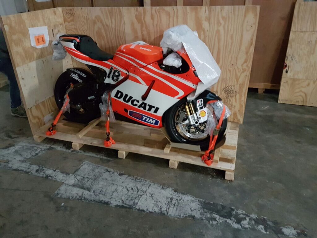 Shipping a Motorcycle - CM RELOCATION